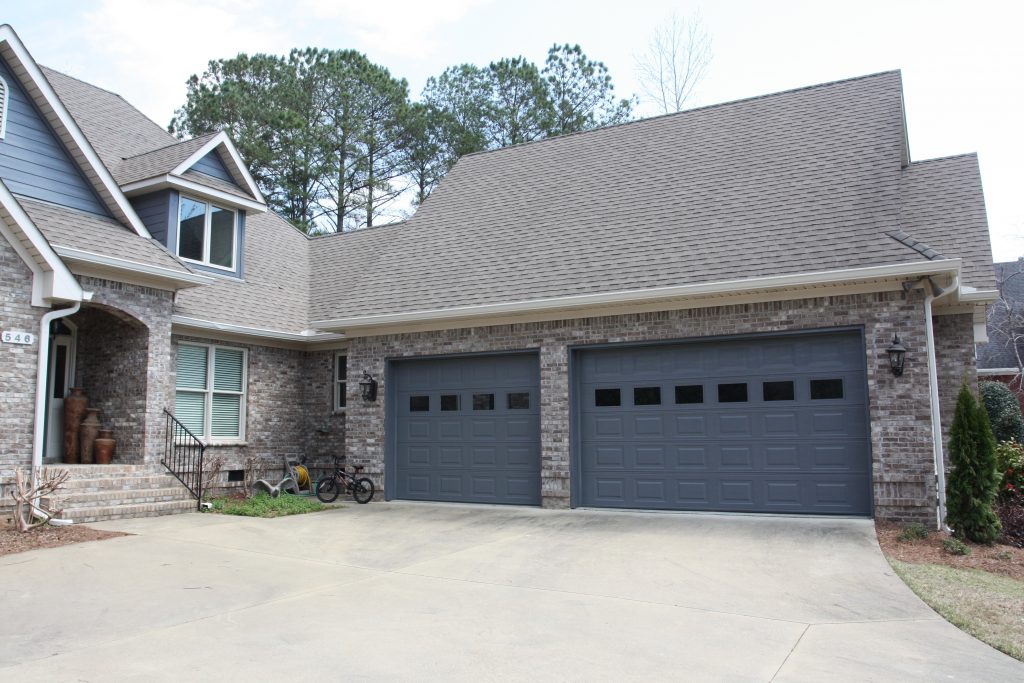 Garage Painted Blue - Columbus-Auburn